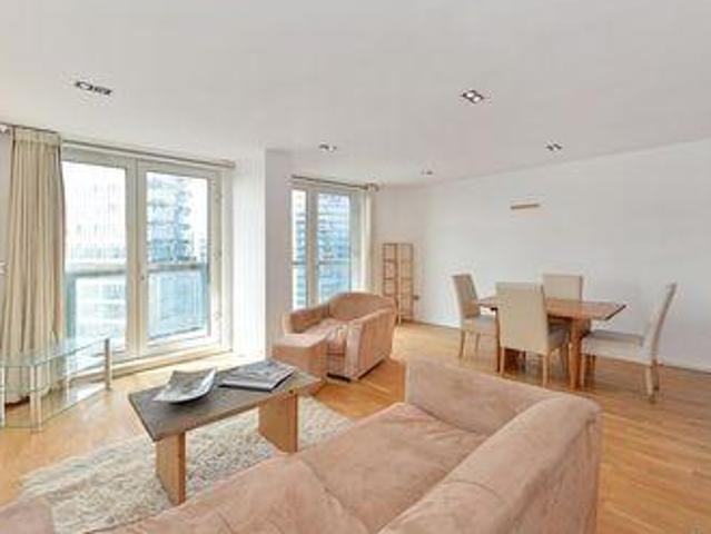 3 Bedrooms Flat for rent in Limeharbour, London E14