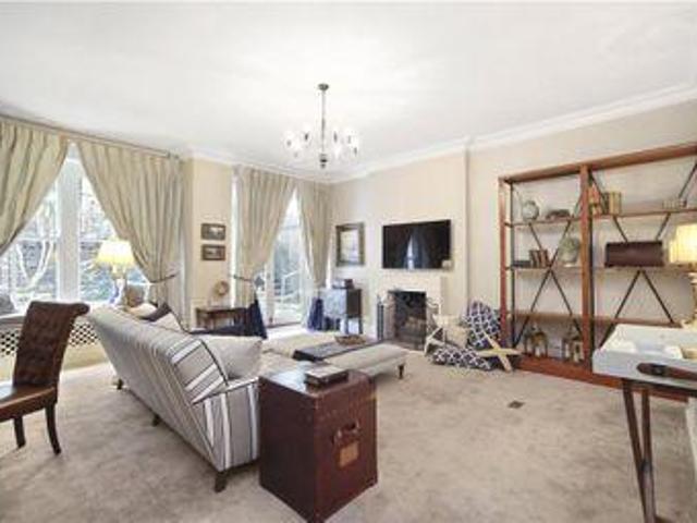 3 Bedrooms Flat for rent in Lincoln House, Basil Street, London SW3