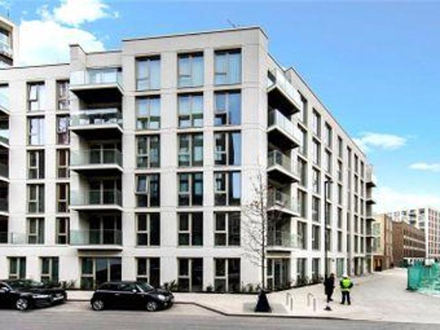3 Bedrooms Flat for rent in Liner House, Schooner Road, London E16