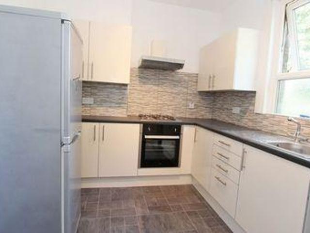 3 Bedrooms Flat for rent in Lyndhurst Road, London N22