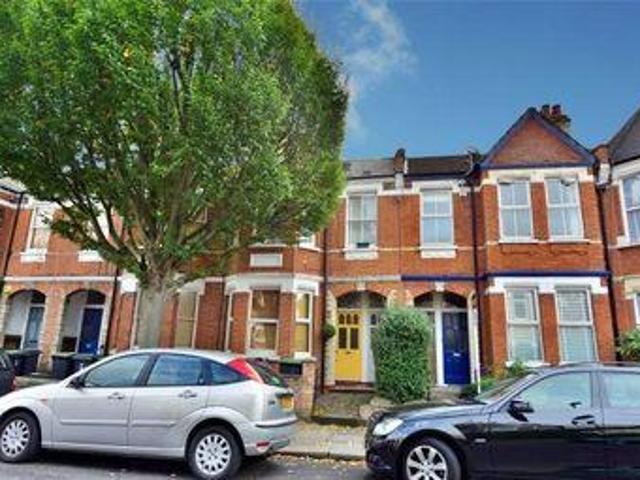3 Bedrooms Flat for rent in Lyndhurst Road, London N22