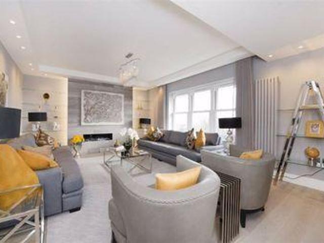 3 Bedrooms Flat for rent in Lyndhurst Road, London NW3
