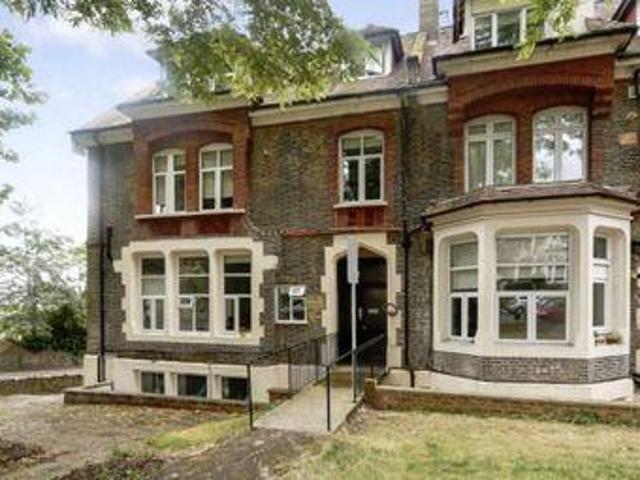 3 Bedrooms Flat for rent in Mount View Road, London N4
