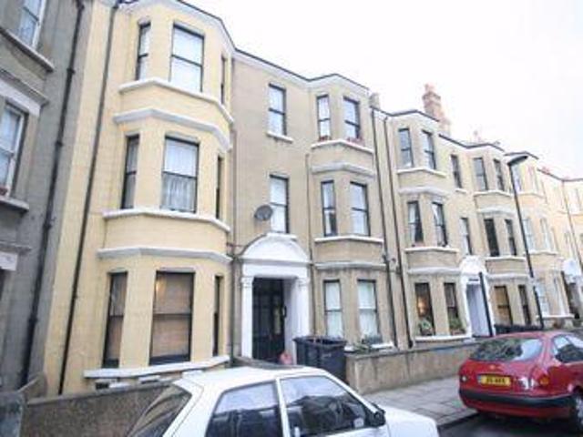 3 Bedrooms Flat for rent in Mowll Street, London SW9
