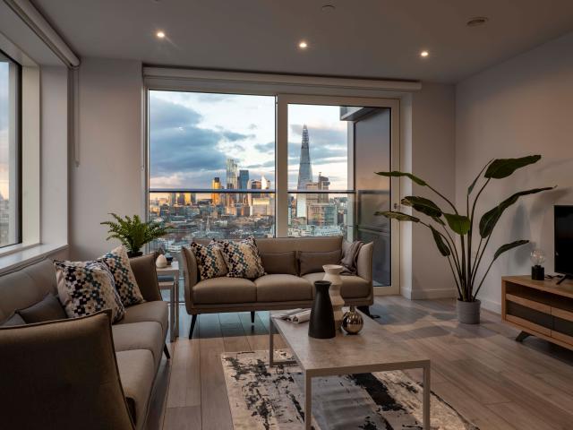 3 Bedrooms Flat for Rent in Momento Elephant & Castle | Foxtons