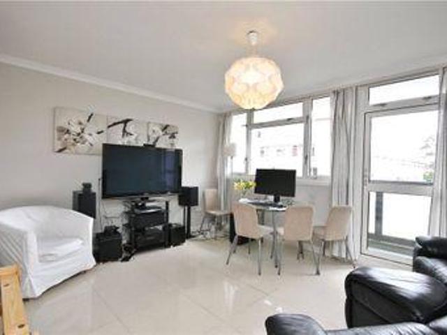 3 Bedrooms Flat for rent in Montfort Place, Southfields, London SW19