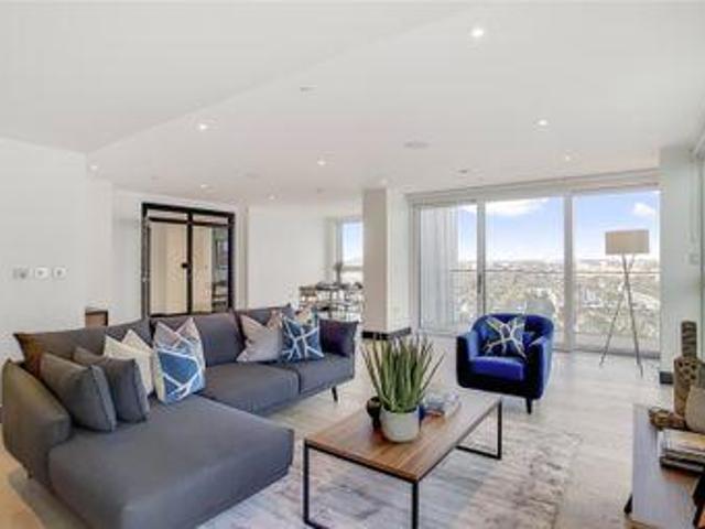 3 Bedrooms Flat for rent in Montpellier House, 17 Glenthorne Road, Sovereign Court, London W6