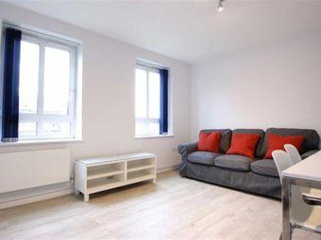 3 Bedrooms Flat for rent in Mornington Avenue, London W14
