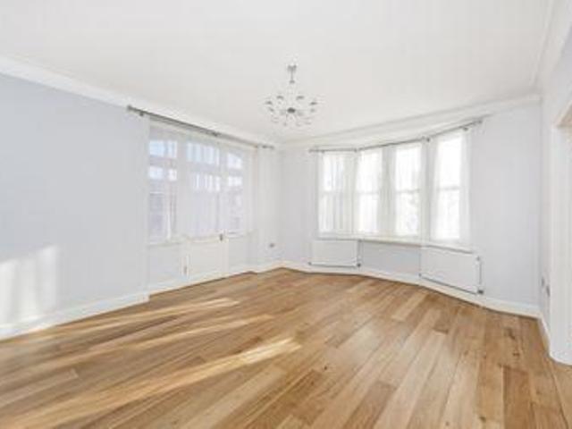 3 Bedrooms Flat for rent in Moscow Road, London W2