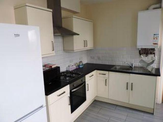 3 Bedrooms Flat for rent in Mackintosh Place, Cardiff, Caerdydd CF24