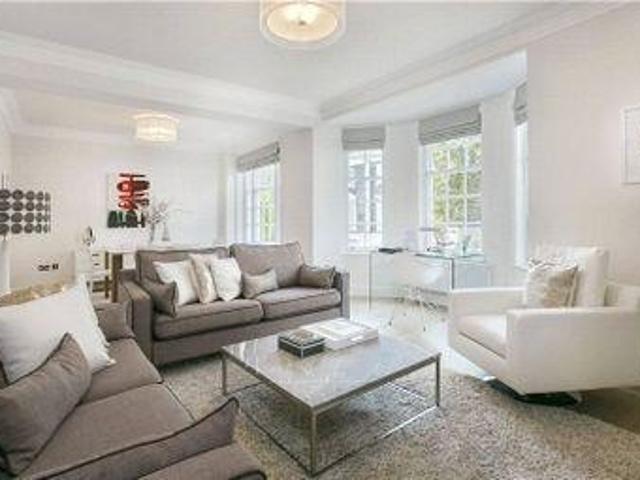 3 Bedrooms Flat for rent in Malvern Court, Onslow Square, South Kensington SW7