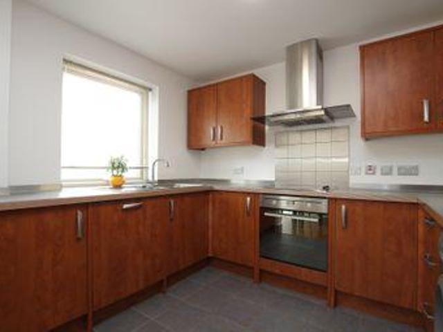 3 Bedrooms Flat for rent in Manchester Road, London E14