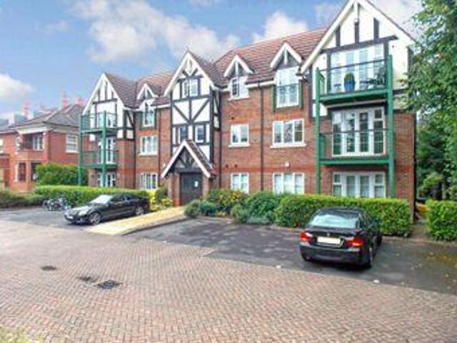 3 Bedrooms Flat for rent in Maplewood Court, 31 Eastbury Avenue, Northwood HA6
