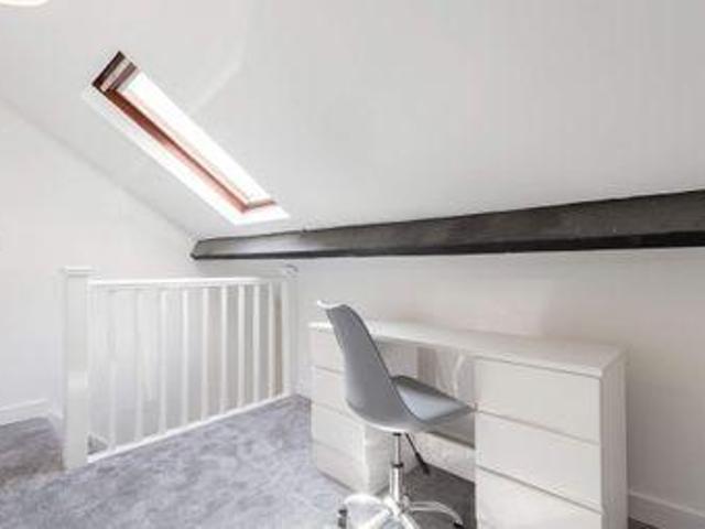 3 Bedrooms Flat for rent in Mapperley Road, Mapperley Park, Nottingham NG3