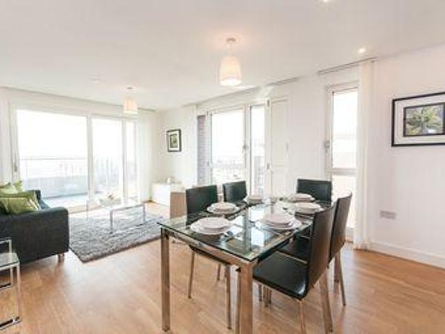 3 Bedrooms Flat for rent in Marner Point, No 1 The Plaza, Bow E3
