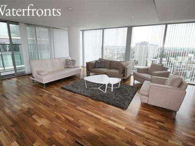 3 Bedrooms Flat for rent in Marsh Wall, London E14