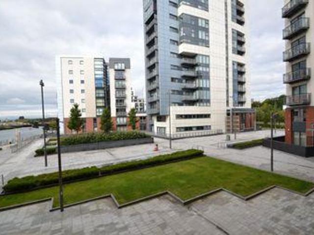 3 Bedrooms Flat for rent in Meadowside Quay Square, Glasgow G11