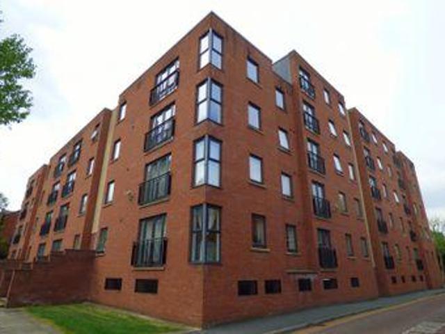 3 Bedrooms Flat for rent in Melville Street, Salford M3