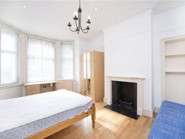 3 Bedrooms Flat for rent in Menton Mansions, 368 Fulham Road, London SW10