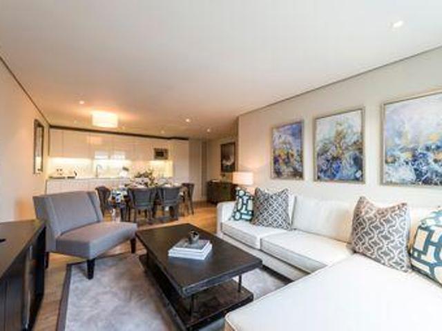 3 Bedrooms Flat for rent in Merchant Square East, London W2