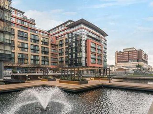 3 Bedrooms Flat for rent in Merchant Square East, London W2