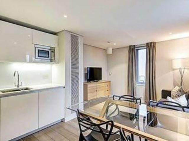 3 Bedrooms Flat for rent in Merchant Square East, London W2