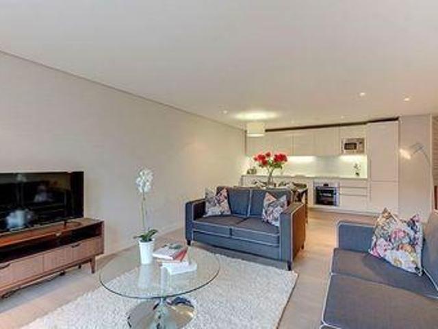 3 Bedrooms Flat for rent in Merchant Square East, London W2