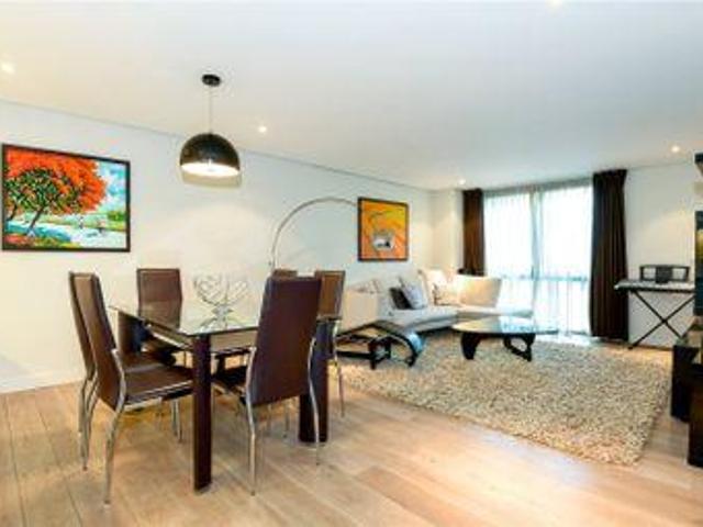 3 Bedrooms Flat for rent in Merchant Square East, Paddington W2