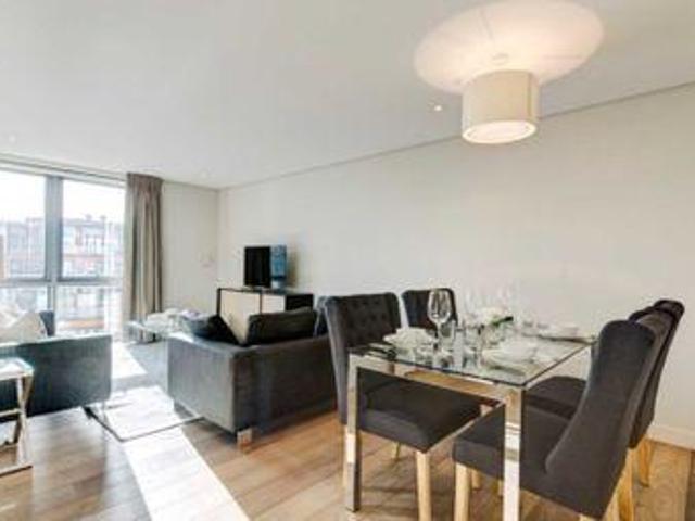 3 Bedrooms Flat for rent in Merchant Square, London W2