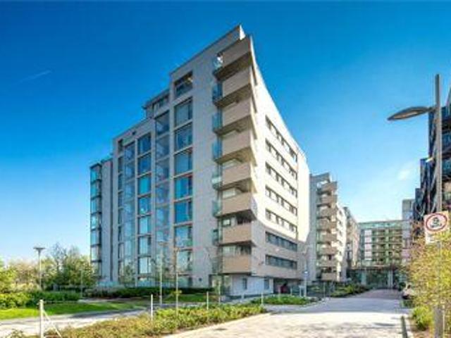 3 Bedrooms Flat for rent in Merlin Heights, Waterside Way, London N17