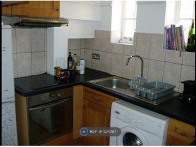 3 Bedrooms Flat for rent in Middle St, London EC1A