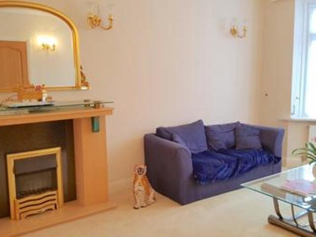 3 Bedrooms Flat for rent in Milford Road, Southall UB3