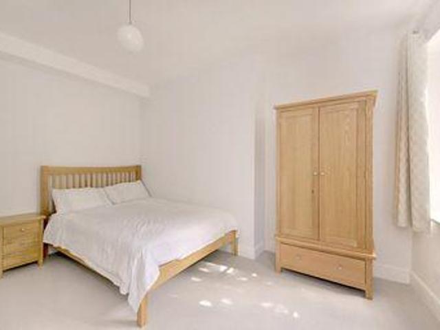 3 Bedrooms Flat for rent in Millais House, Marsham Street, London SW1P