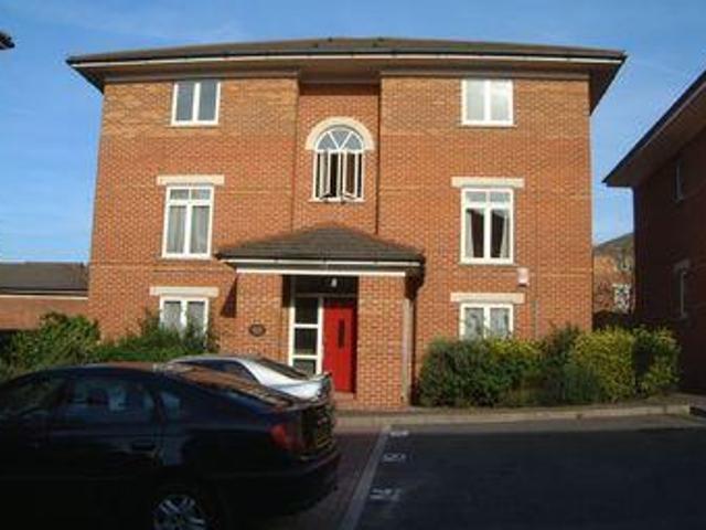 3 Bedrooms Flat for rent in Miller Court, Swynford Gardens NW4