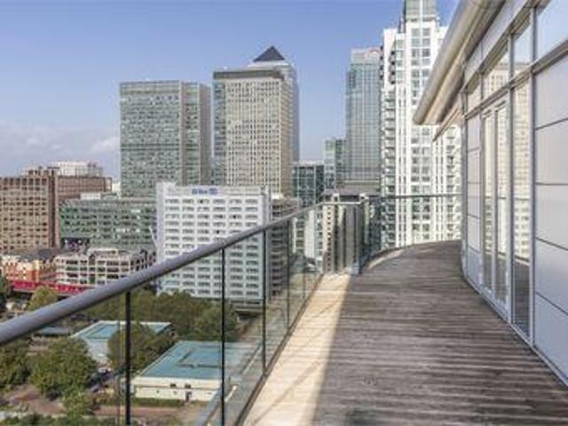 3 Bedrooms Flat for rent in Millharbour, London E14