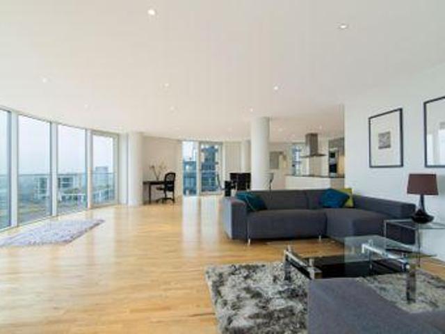 3 Bedrooms Flat for rent in Millharbour, London E14