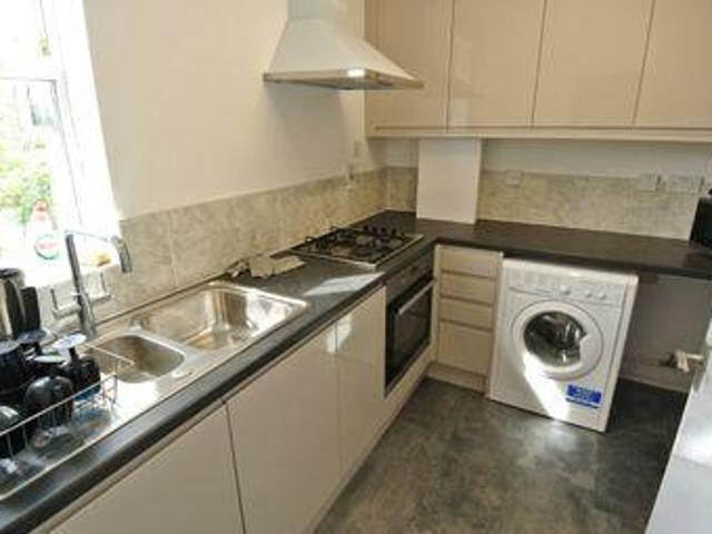 3 Bedrooms Flat for rent in Milman Road, Queens Park NW6