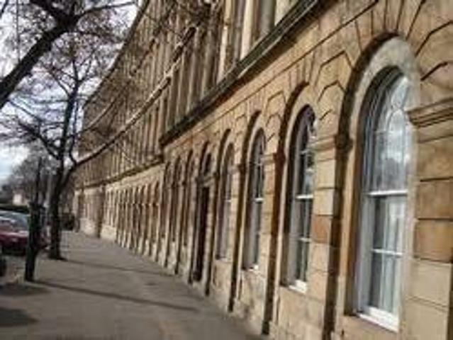3 Bedrooms Flat for rent in Minerva Street, Glasgow G3