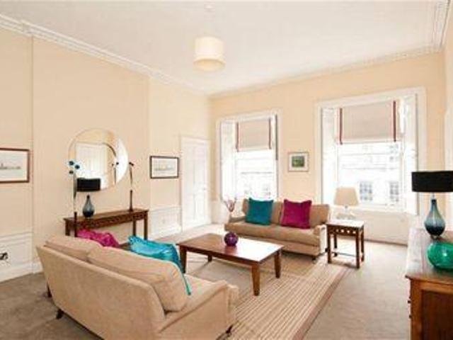3 Bedrooms Flat for rent in Northumberland Street, New Town EH3