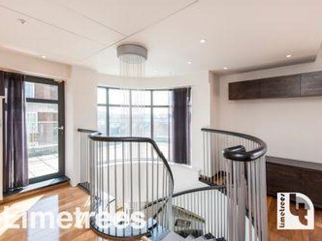 3 Bedrooms Flat for rent in North Row, London W1K