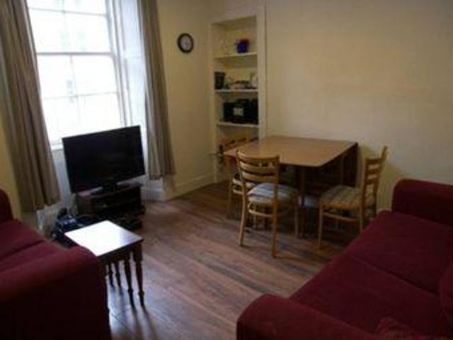 3 Bedrooms Flat for rent in Napier Avenue, Fulham, London SW6