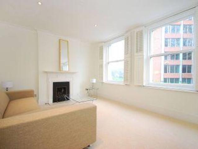 3 Bedrooms Flat for rent in New Kings Road, Fulham SW6