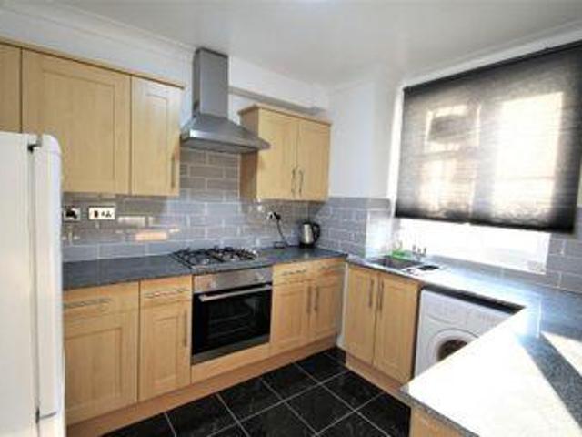 3 Bedrooms Flat for rent in Newington Green Road, Islington, London N1