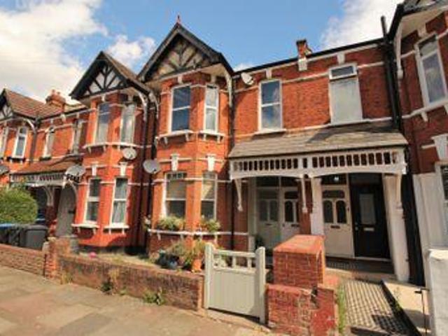 3 Bedrooms Flat for rent in Newton Road, London NW2