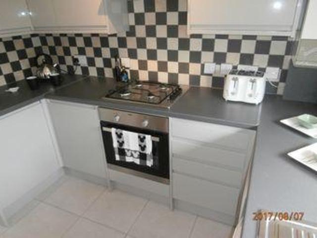 3 Bedrooms Flat for rent in Smithwood Close, Wimbledon SW19