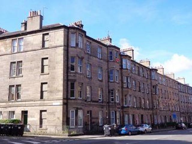 3 Bedrooms Flat for rent in South Oxford Street, Newington, Edinburgh EH8