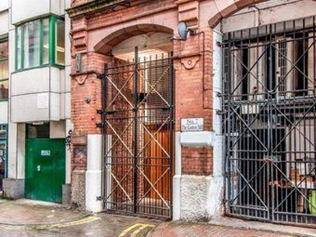 3 Bedrooms Flat for rent in Samuel Ogden Street, Manchester M1