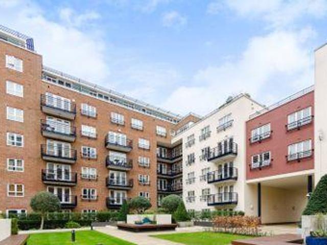 3 Bedrooms Flat for rent in Seven Kings Way, Kingston, Kingston Upon Thames KT2