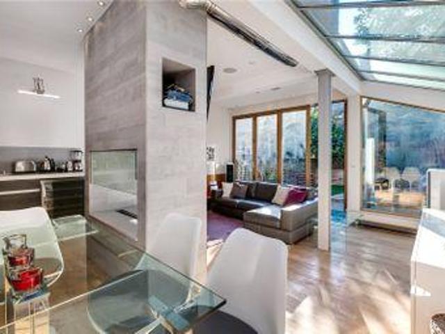 3 Bedrooms Flat for rent in Sedlescombe Road, London SW6