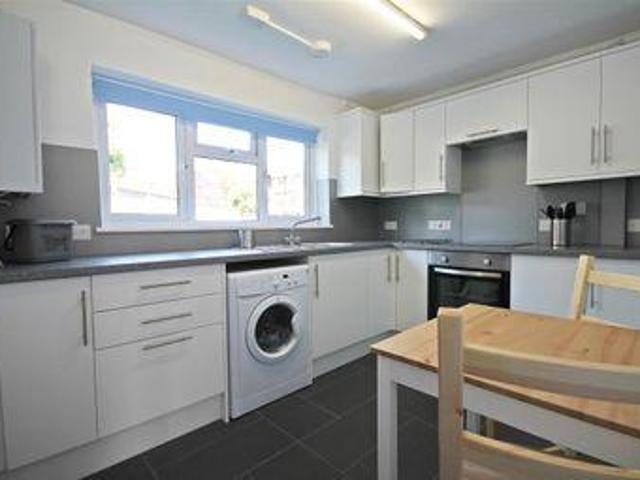 3 Bedrooms Flat for rent in Shaftesbury Road, Canterbury CT2